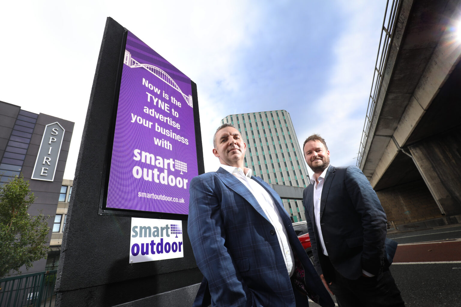 Smart Outdoor Sponsors Bradley Hall's Festive Fundraiser