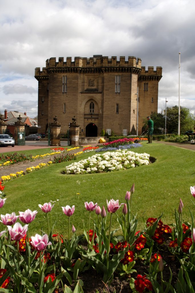 LIVING IN MORPETH: 10 REASONS PEOPLE LOVE THIS NORTHUMBERLAND TOWN ...