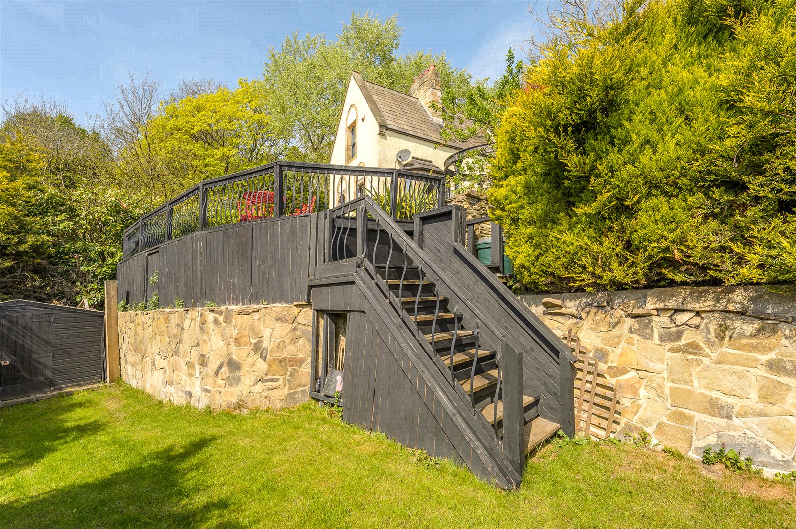 Bede Lodge, Redhills Lane