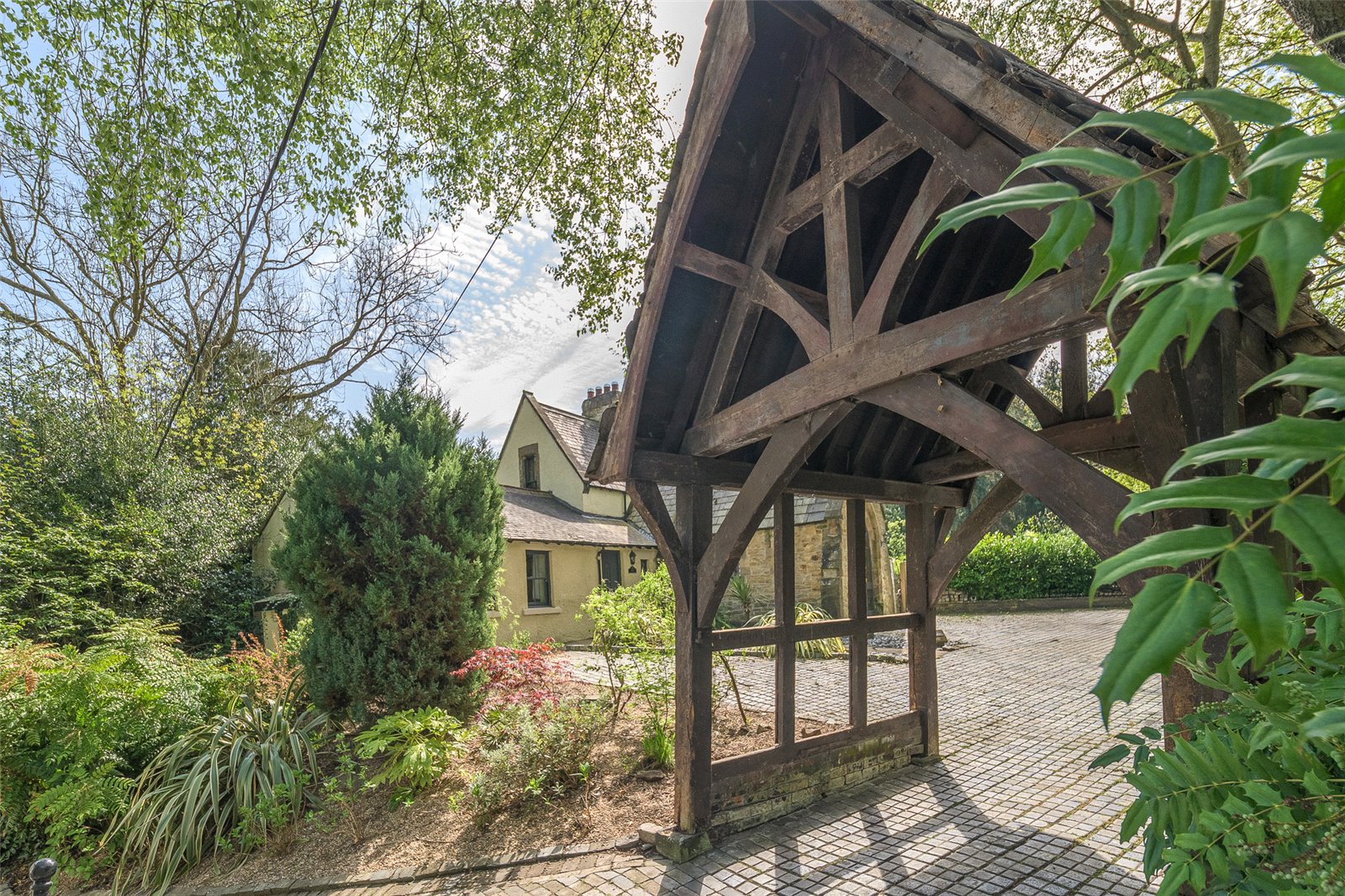 Bede Lodge, Redhills Lane