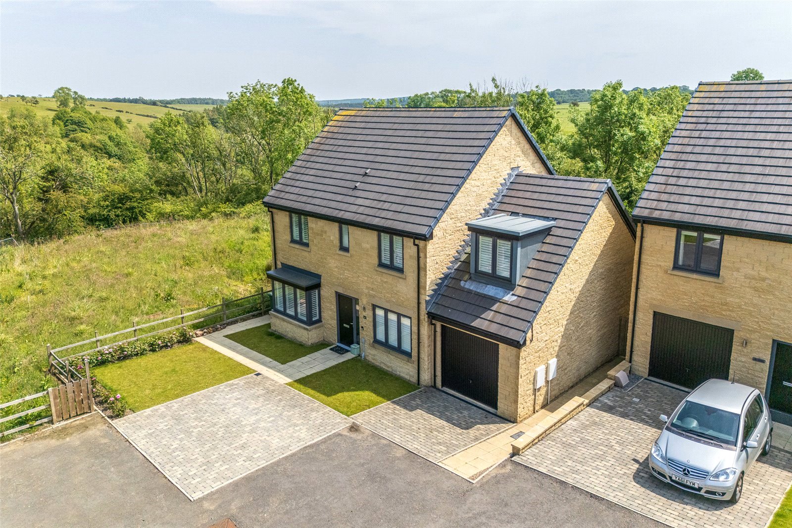 Gilbert Grove, Kirkwhelpington