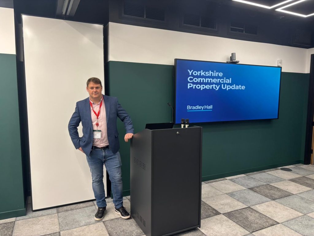 BRADLEY HALL HOSTS KEYNOTE EVENT WITH YBS AND FSB - Bradley Hall